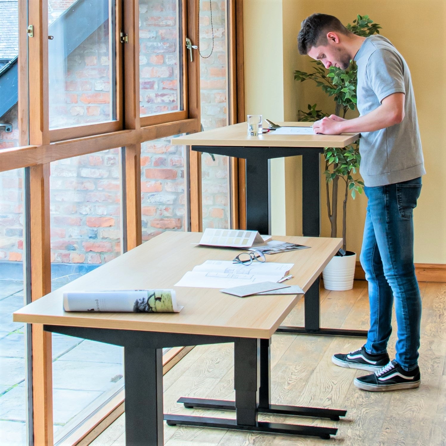 The World's Best Standing Desk - Stockholm - FRISKA DESK
